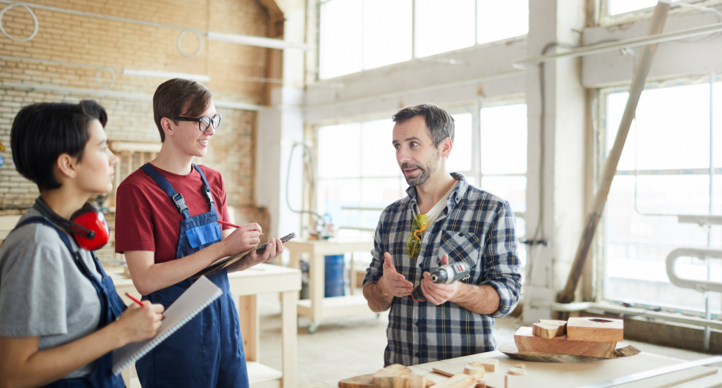 How to Choose the Right Work Experience Opportunity For You | Explore ...